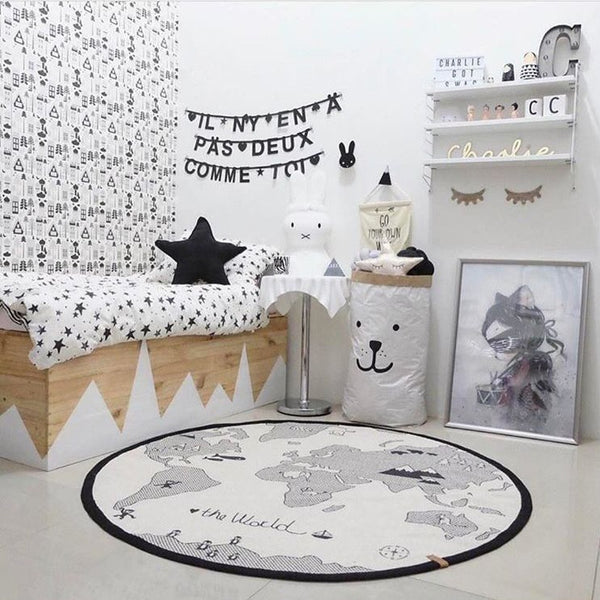 Tapis de jeu carte du monde – Louise & Basile